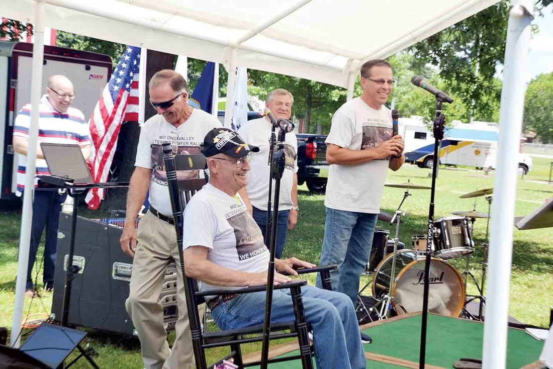 Prayer rally honors veterans, first responders | News, Sports, Jobs ...